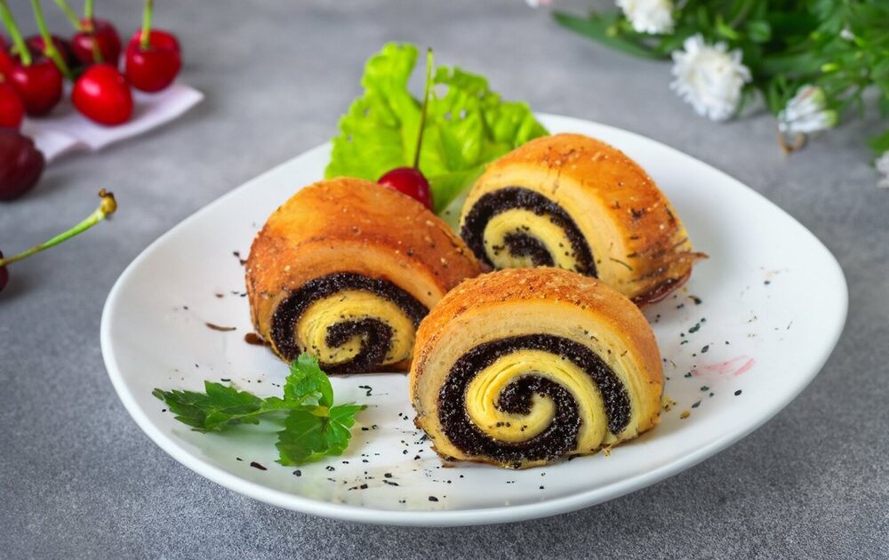 Poppy Seed Puff Pastry Rolls